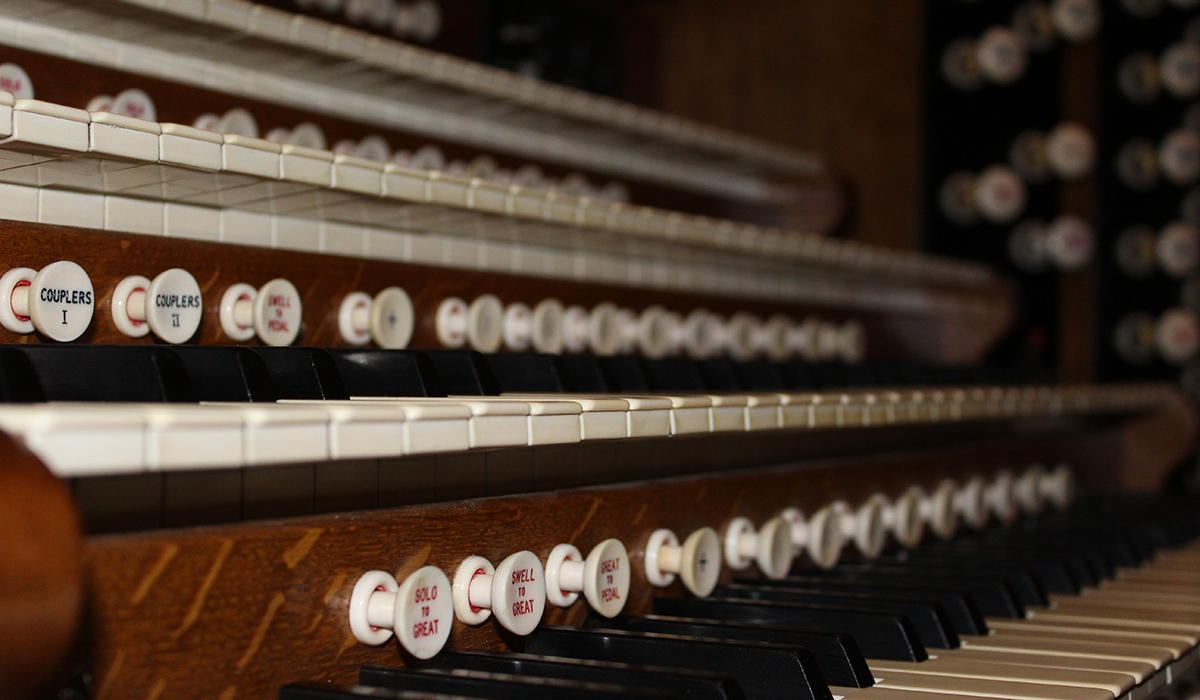 Online Organ Recital by Roger Sayer